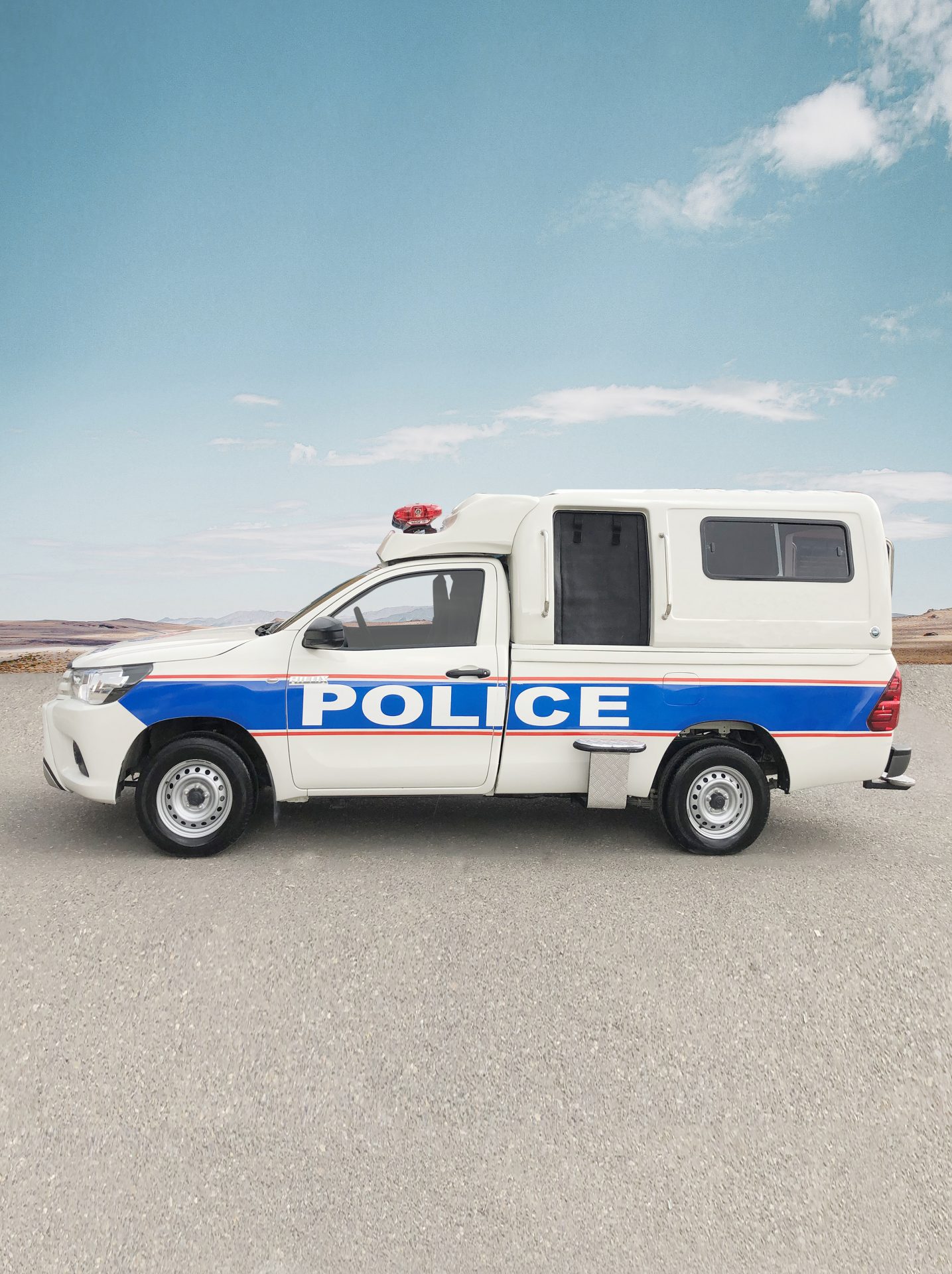 Single Cabin Hilux Canopy in Pakistan - Marks
