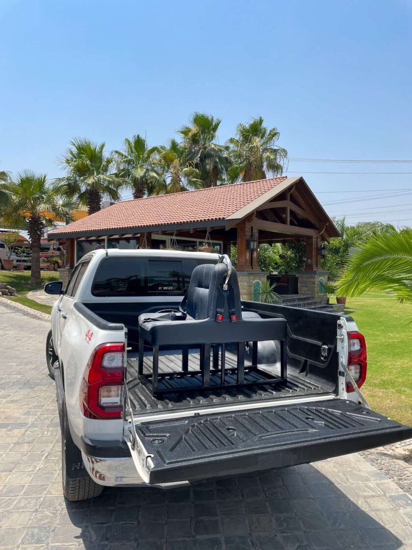 Revo Trunk - Diggy Seats - Marks Razmak