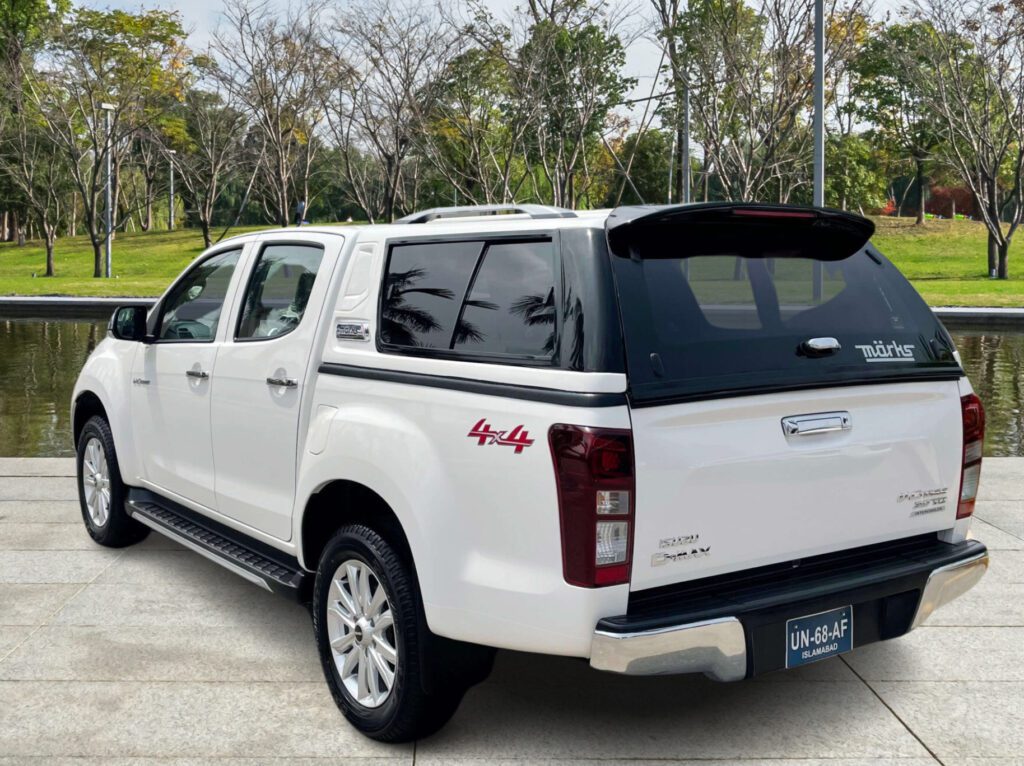 Marks Canopies - Pickup Canopy & Ambulance Manufacturer
